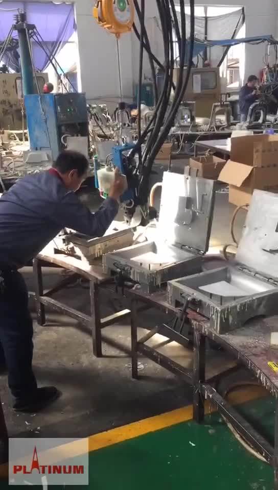 Low Pressure Pu Polyurethane Sandwich Panel Foam Vertical Injection ...