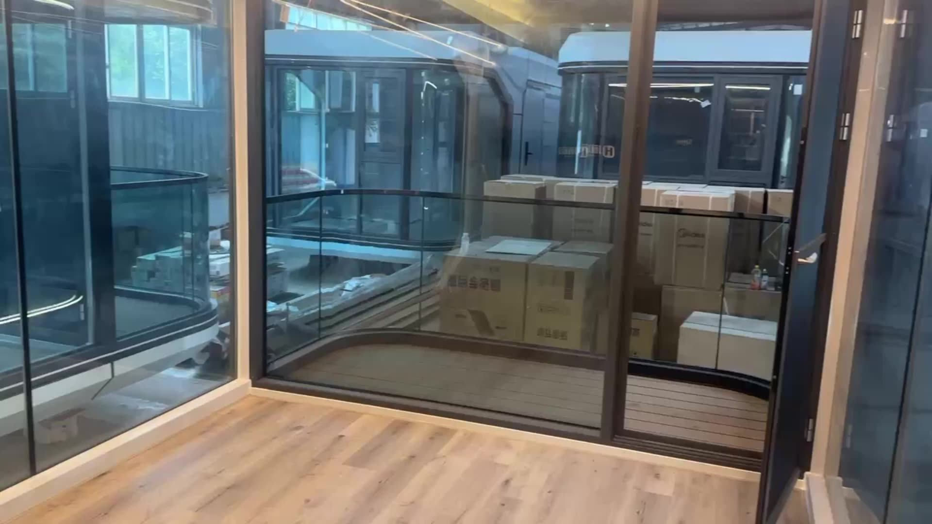 Prefabricated Modular Building 5 Bedroom Suite Deluxe Life Pod Mobile ...