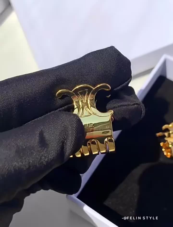 Custom Celi Same Style 18k Gold Brass Claw Clip Princess's Hair ...