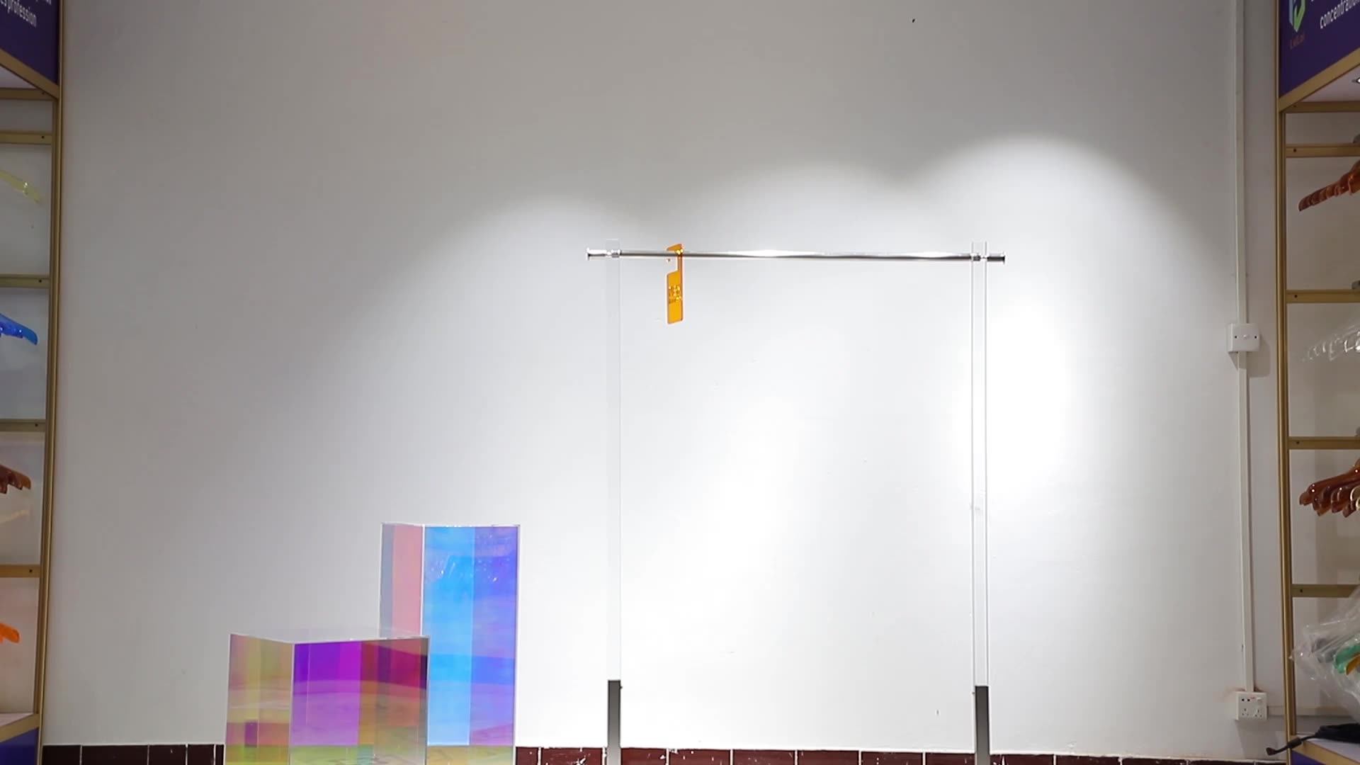 Modern Design Retail Store Boutique Acrylic Display Racks Clothing ...