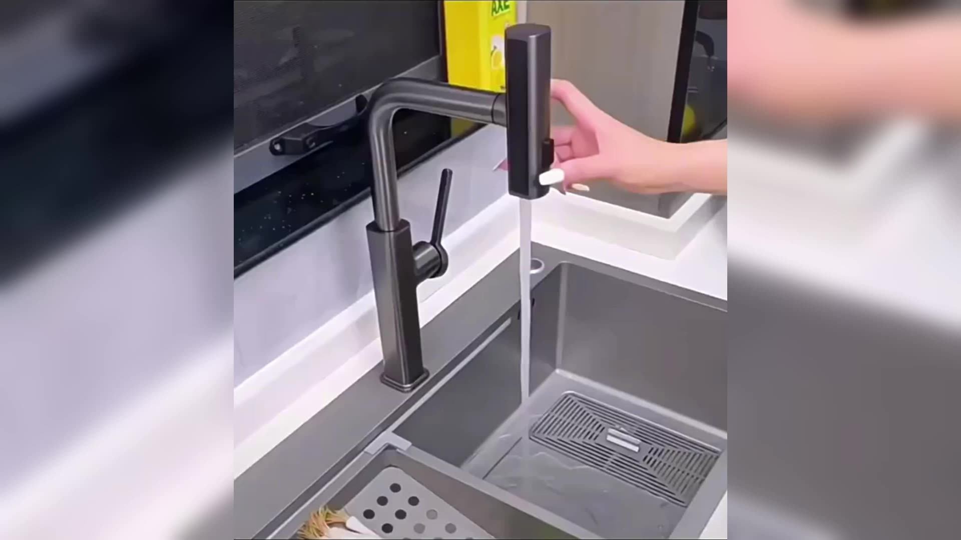 Pull-out Flying Rain Waterfall Faucet Multifunctional Splash-proof ...