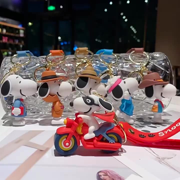 New Snoopy Charlie Keychain Cartoon Dog Keychain Car Keychain Cute Bag ...