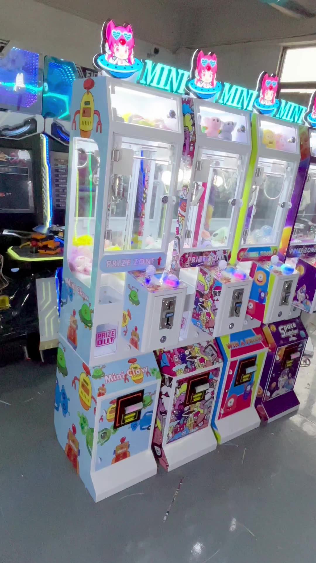 Funpark Coin Operated Mini Claw Crane Machine Arcade Game Lovely Claw ...