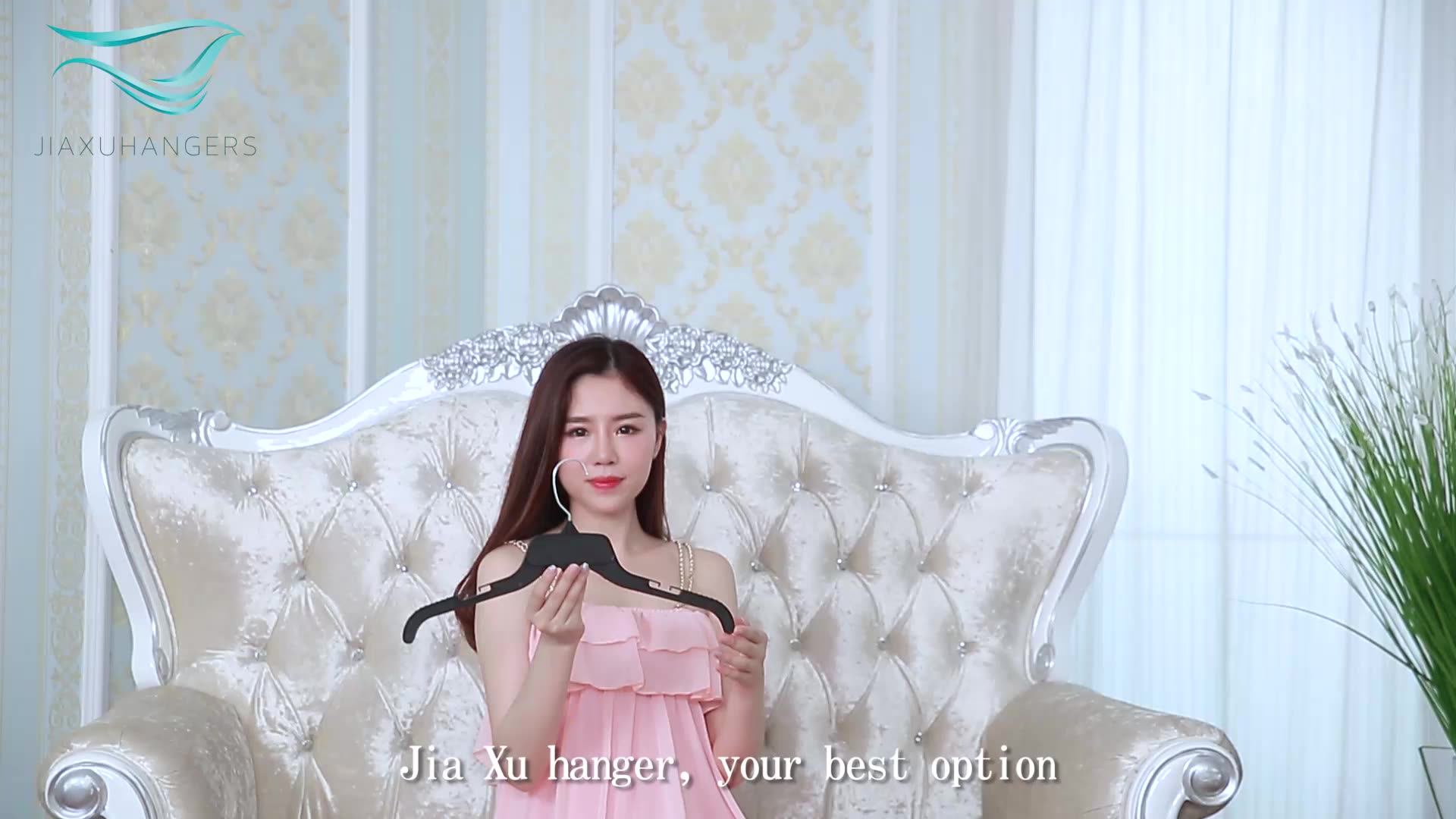 17 Inch 484 Ps Material Black Plastic Hanger With Metal Hook Great For ...