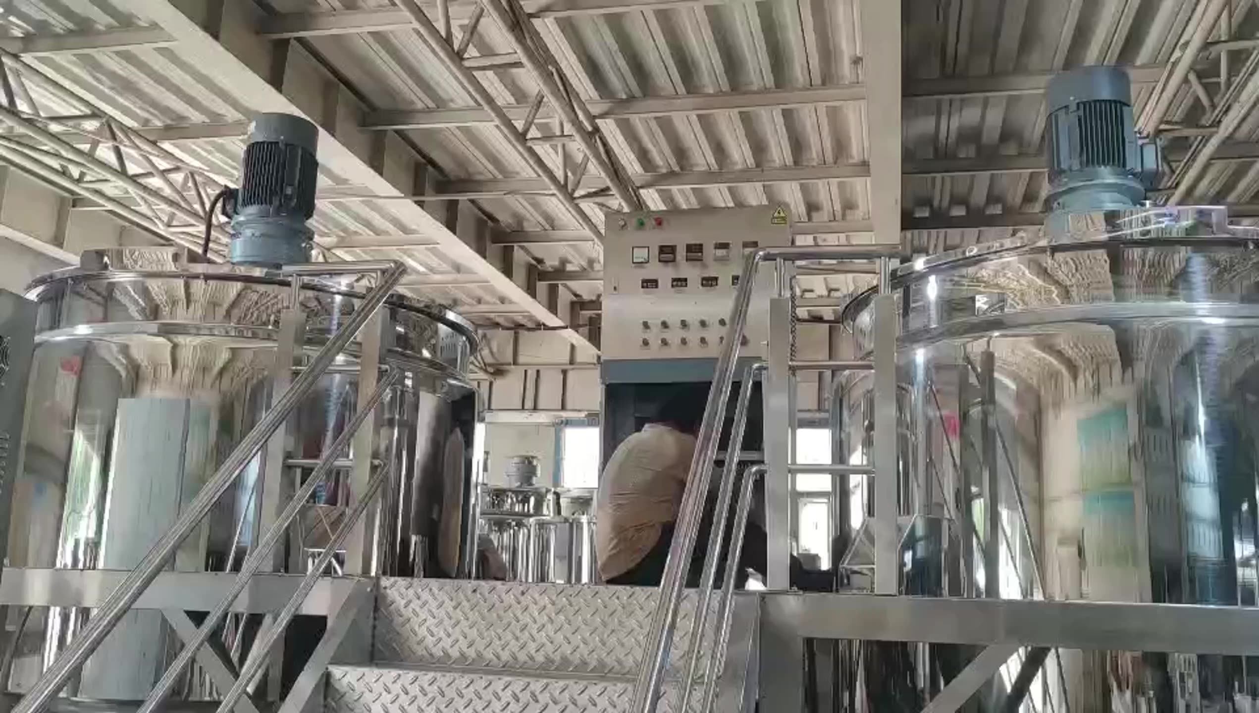 Universal Mixer For Liquids Detergent Liquid Soap Hair Care Product ...