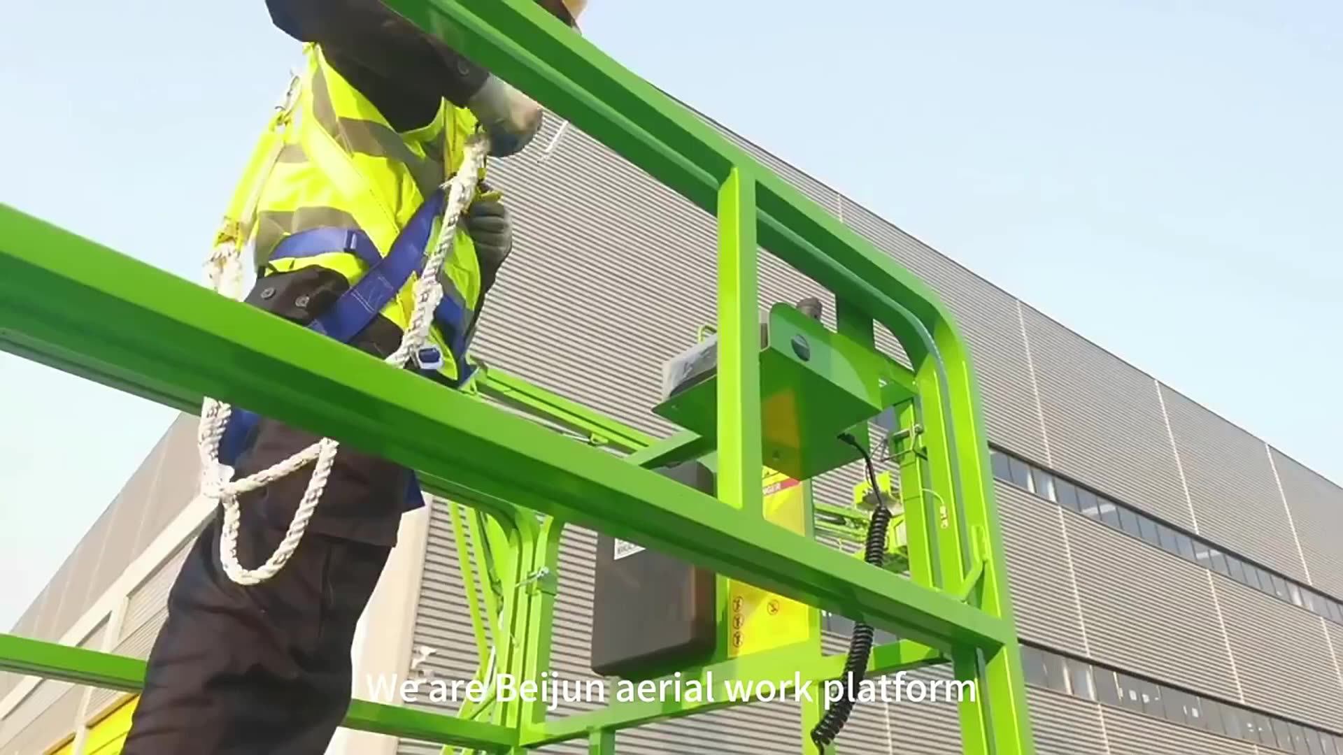 20ft 25ft 250kg Mini Crawler Scissor Lift Electric Self Propelled ...