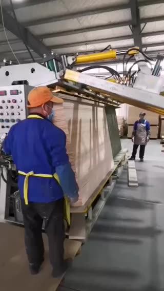 Edge Glued Laminated Timber Board Hydraulic Press Machine Wood Composer ...