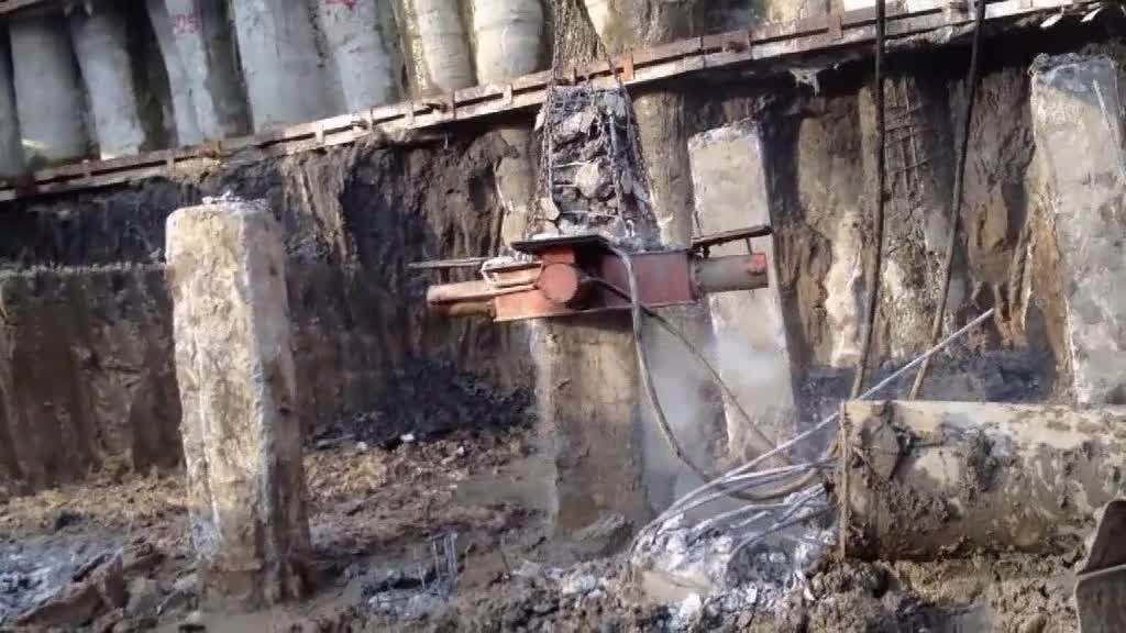 Beiyi Concrete Pile Cutting Machine Hydraulic Cement Pile Head Cutter ...