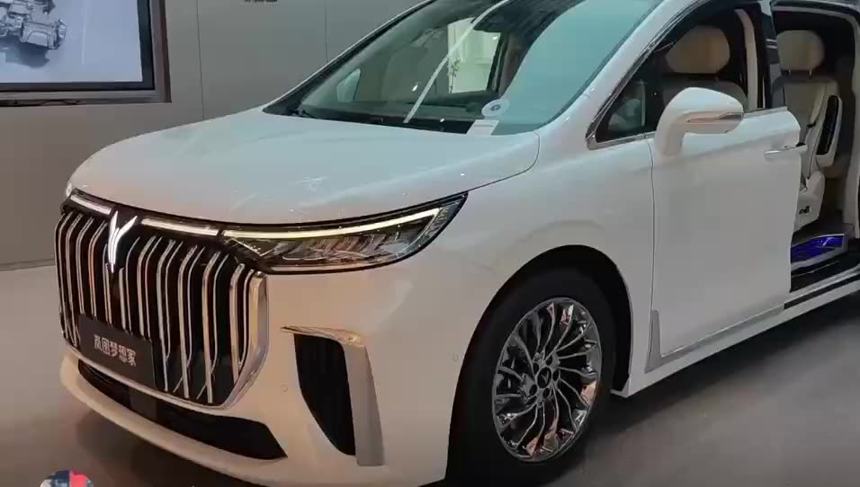 4wd Electric Voyah Dreamer 7 Seats Luxury Mpv Factory Price Spot Car Household Used Car Private ...