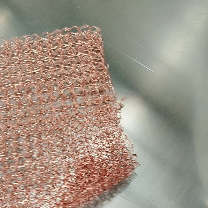 Distillation Column Copper Knitted Wire Mesh Packing 99.9% Copper Mesh ...