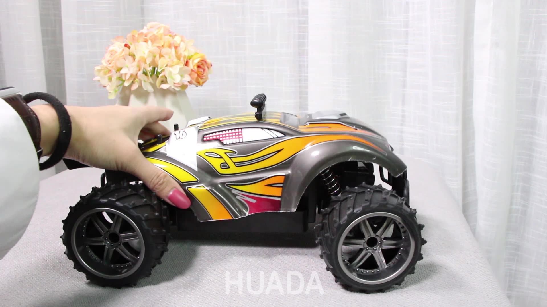Huada Hot Wheel 1/16 2.4g Off-road Racing Vehicles Radio Control Mini ...