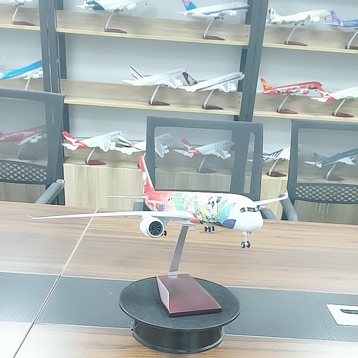 Large Airplane Model Diecast Airbus A350 Sichuan Panda 1/142 Led Model ...