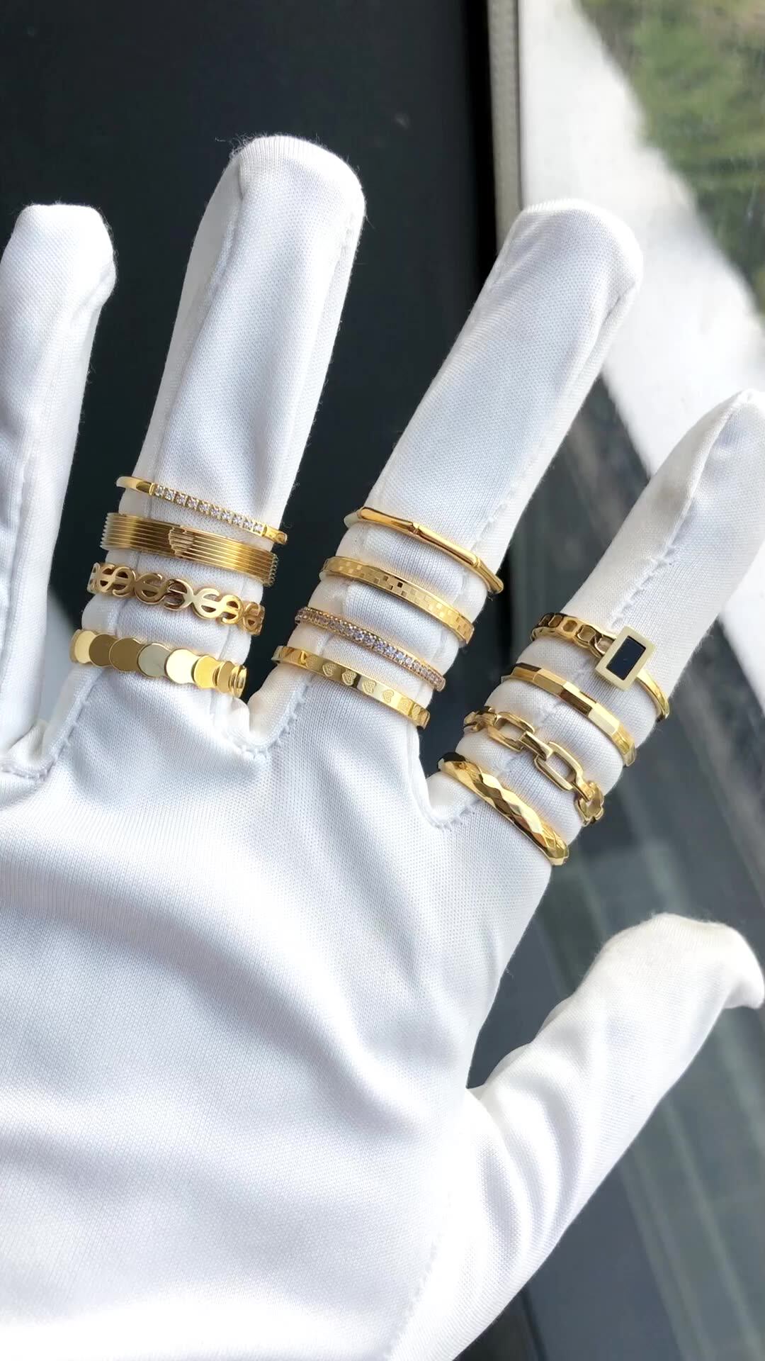 Fashion Vintage Jewelry Waterproof 18k Gold Plated Stackable Rings ...