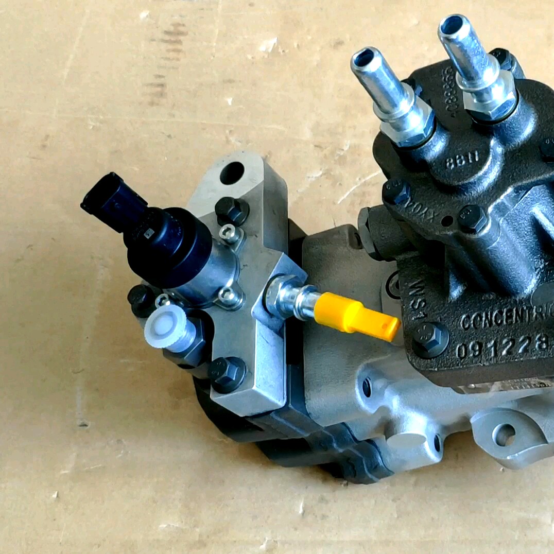 Qsl9 Isle 310 Isle 340 Isle 375 Original Fuel Injection Pump 4921431 ...