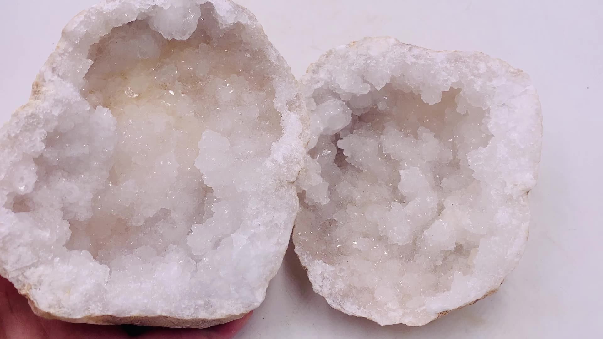 Geodo Branco Brasileiro Natural Em Atacado,Pedra Geodo De Cristal ...