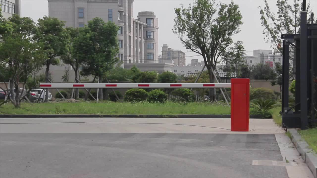 Joytech Automatic Servo Barrier Gate For Highway Toll And Parking ...