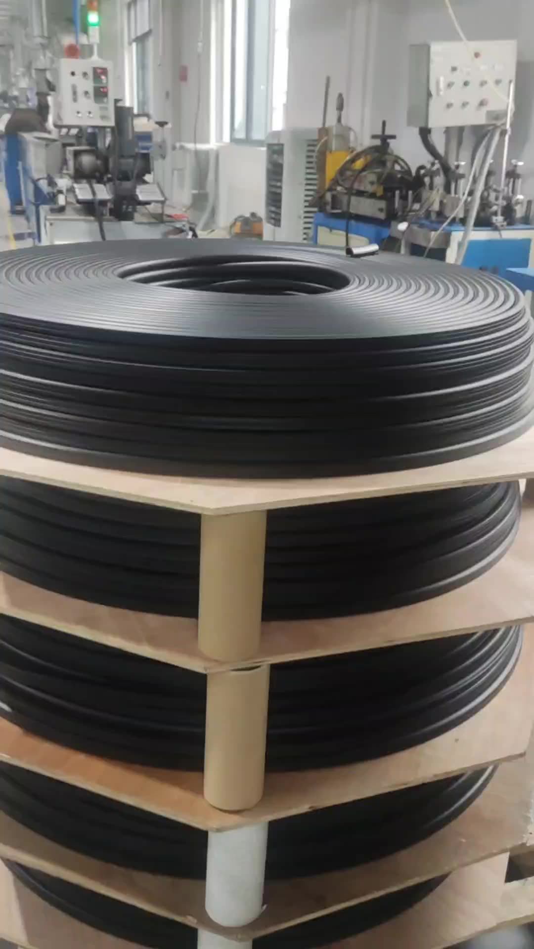 Sunroof Rubber Seal Strip Roof Drip Moulding And Car Seal Strips Rubber ...