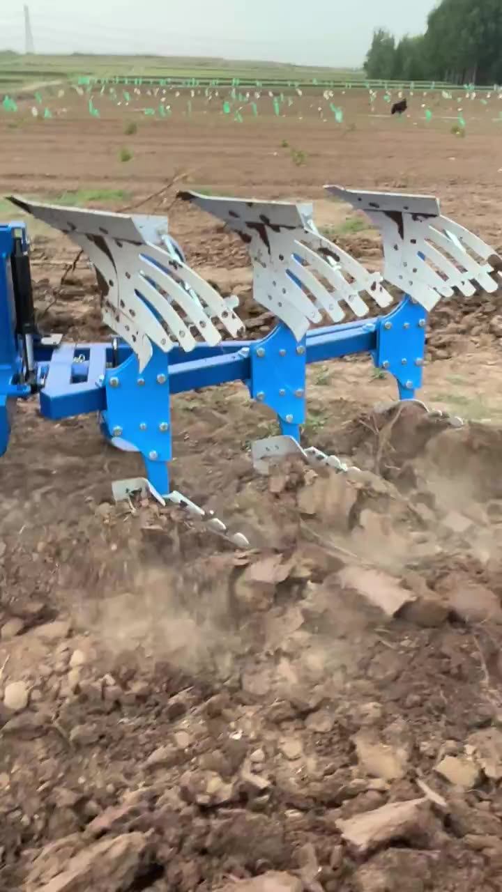 35-80 Hp Tractor Equipped With Field Cultivator Type Hydraulic Flip ...