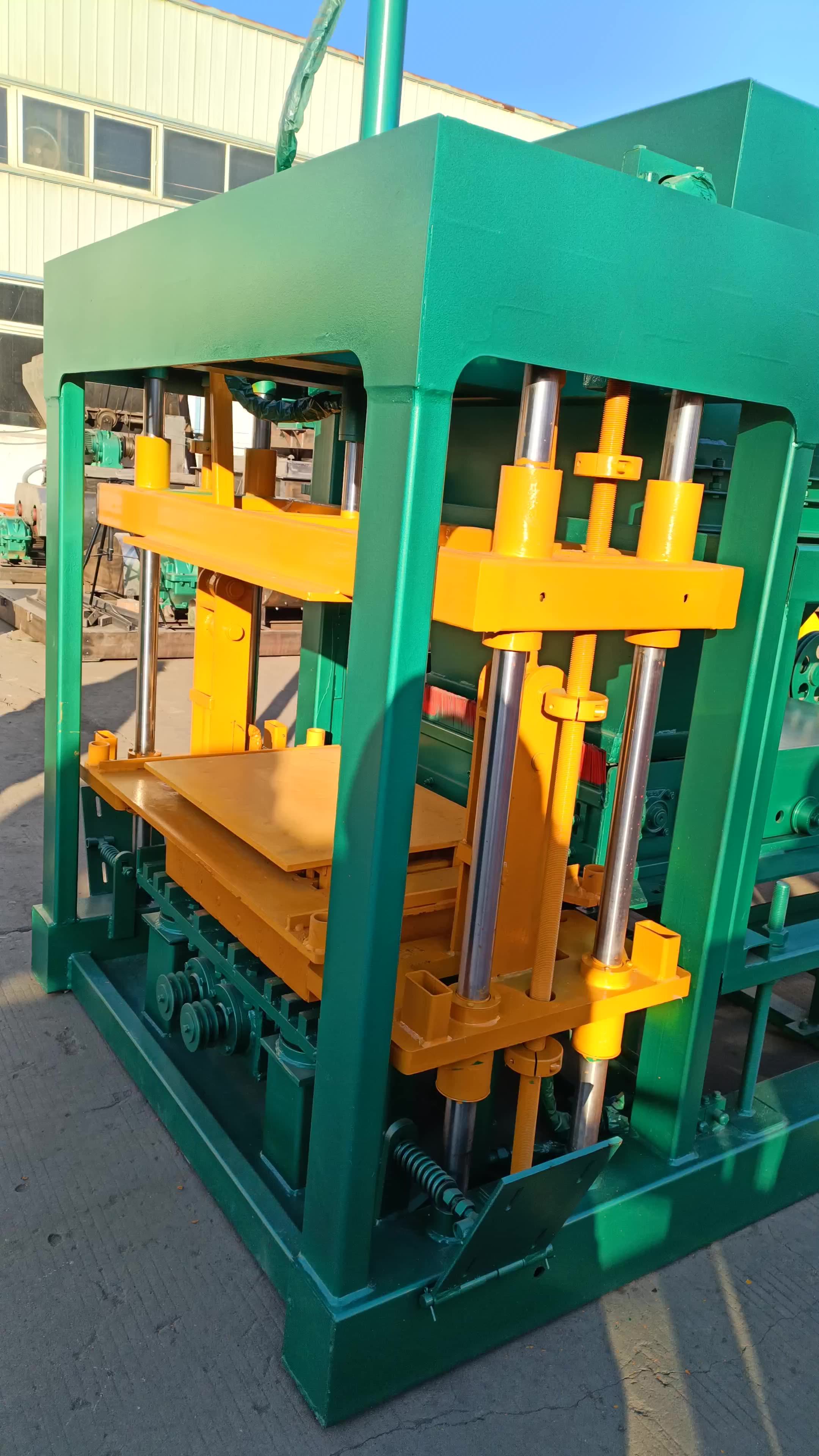 Qt4-20hydraulic Block Machine Construction Hollow Paver Block Making ...