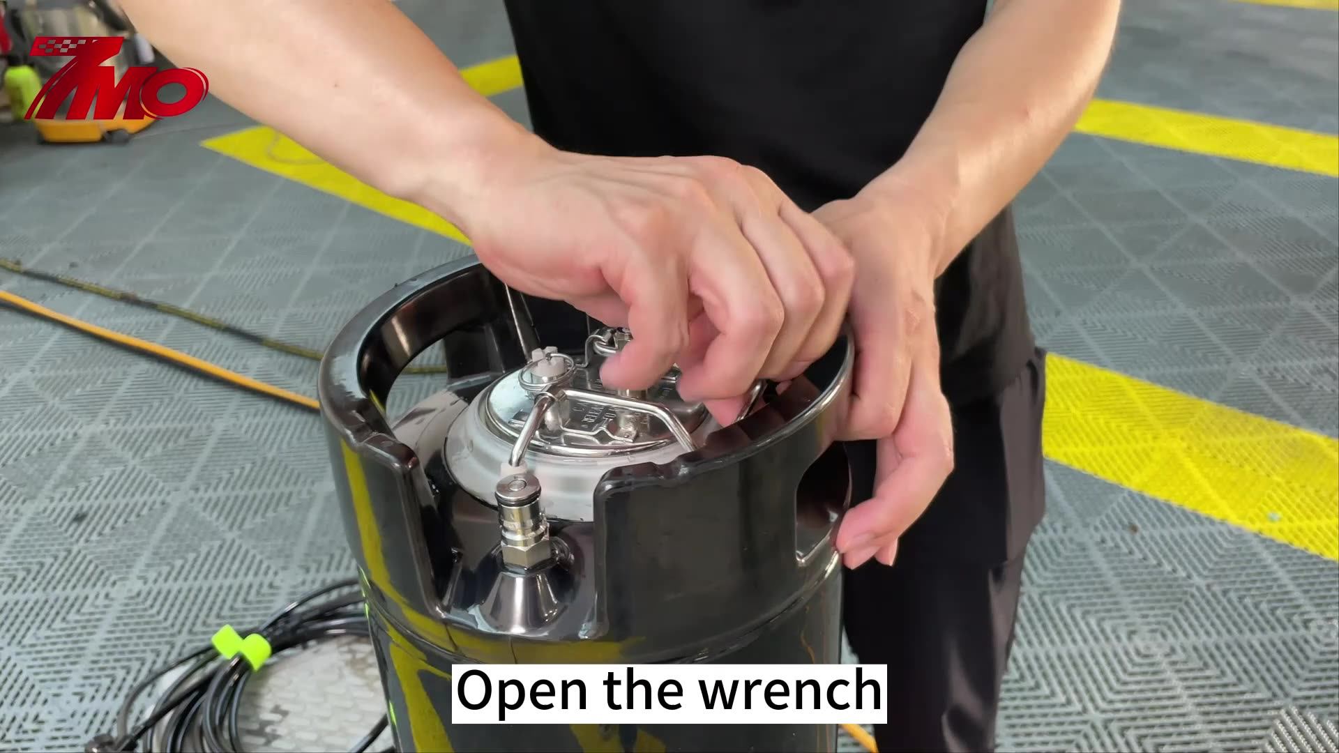 7mo 19l Portable Tint Keg Pressure Car Wash Tank Car Wash Ppf Sprayer ...