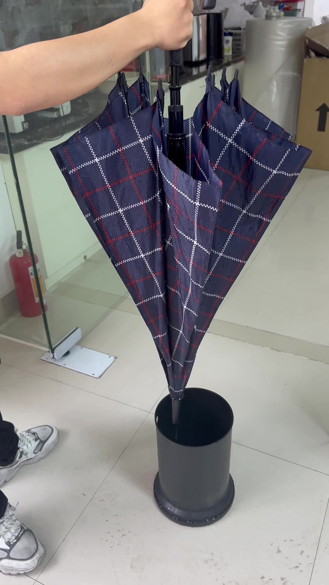 10l Wet Umbrella Dryer Rainwater Remover Stainless Steel Customized Eco ...