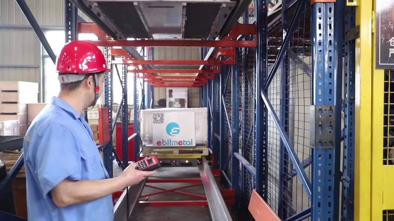 Automatic Radio Controlled Pallet Runner Racking Warehouse Solution ...