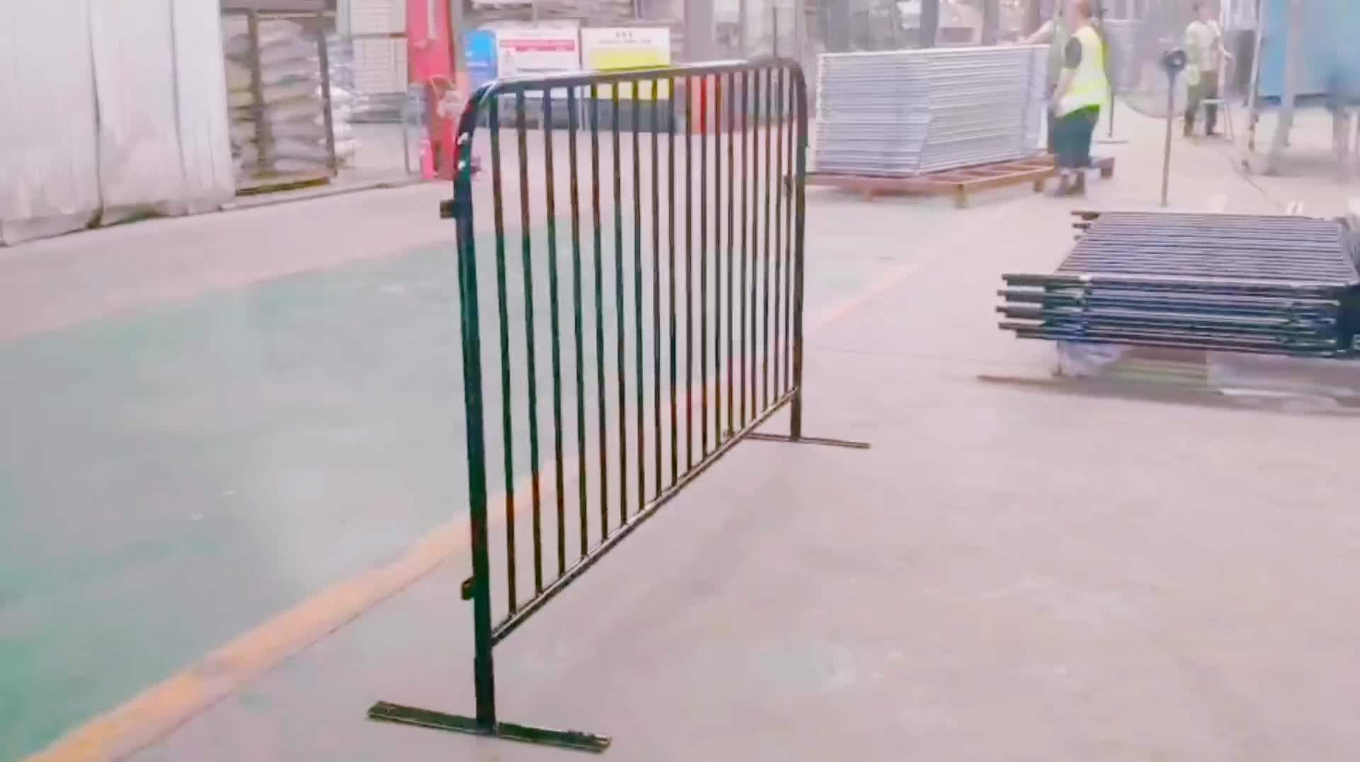 Temporary Traffic Barricade,Traffic Barrier,Crowd Control Barrier - Buy ...