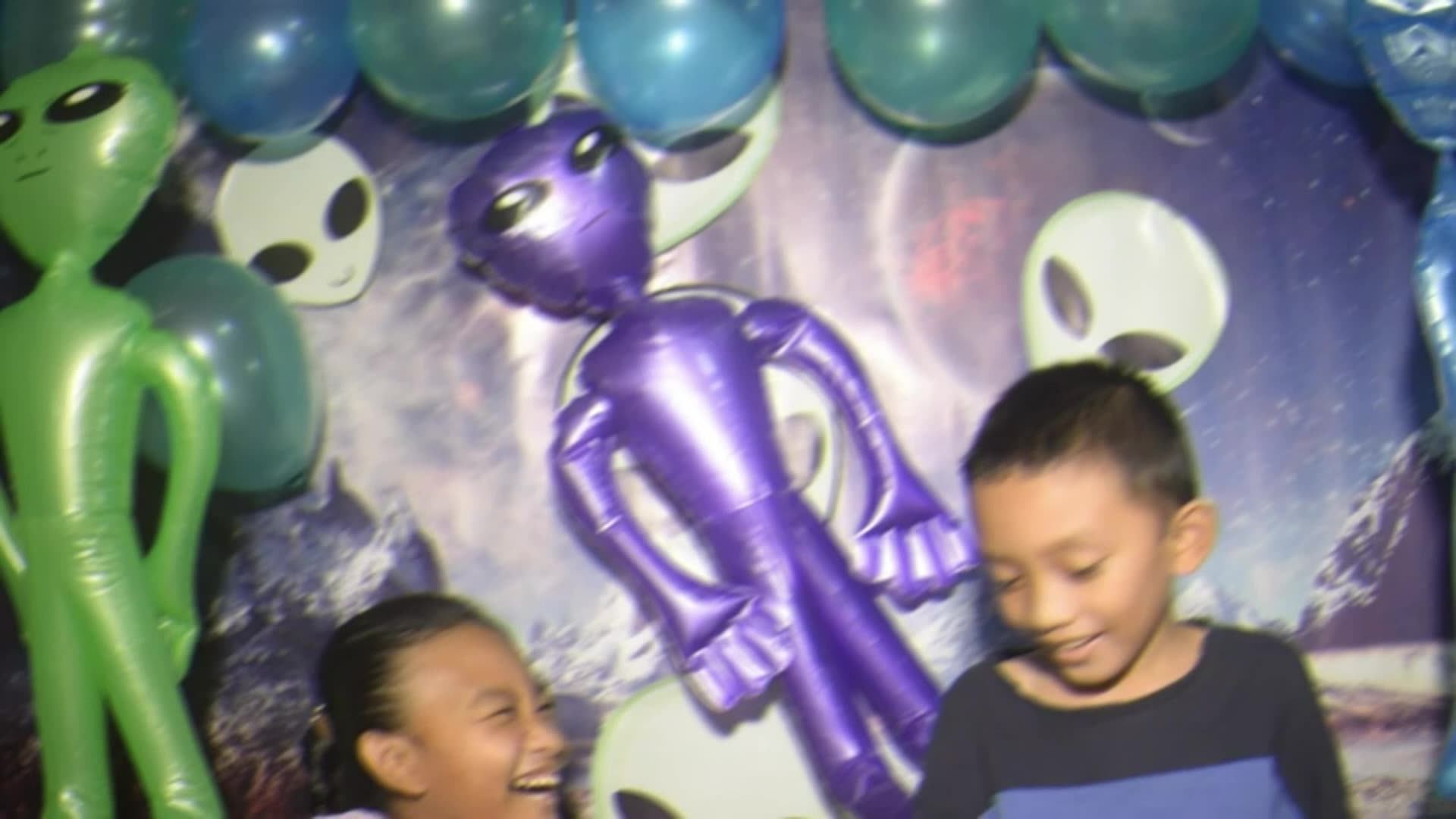 Green Inflatable Martian Alien Prop Toy Decoration Inflatable Adult ...