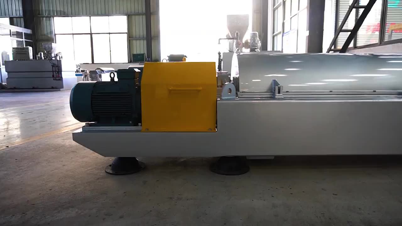 Solid/liquid/liquid Three-phase Separation Horizontal Spiral ...