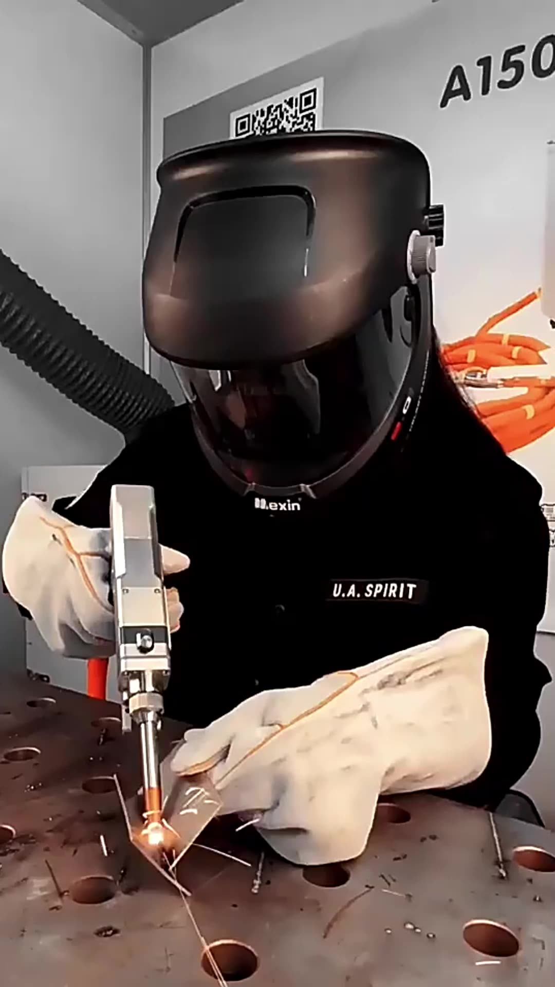 Face Protection Electronic Light Laser Welding Masks E-darkening Laser ...