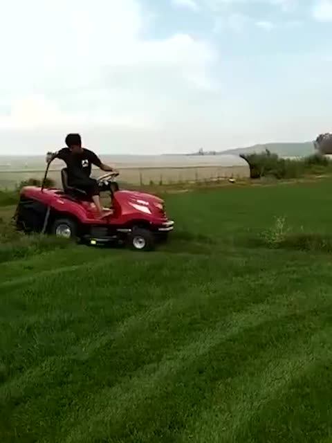 Ride Type Lawn Mower Grass Car Machine Cutting Machine Zero Turn Riding ...