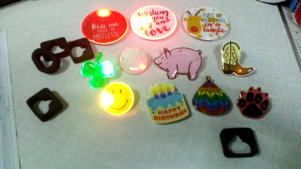 Led Light Up Flashing Animal Shaped Name Badges - Buy Led Light Up ...