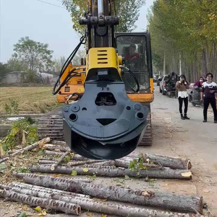 挖机抱夹锯多功能圆木锯树机液压旋转伐木抱夹锯改装全自动伐木机-阿里巴巴