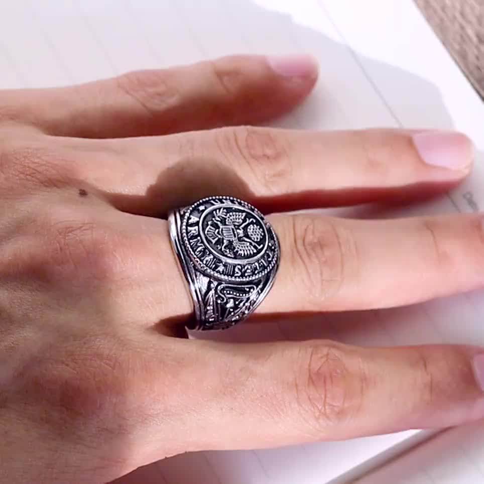 Wholesale Custom Made Stainless Steel Jewelry Men Vintage College Class ...