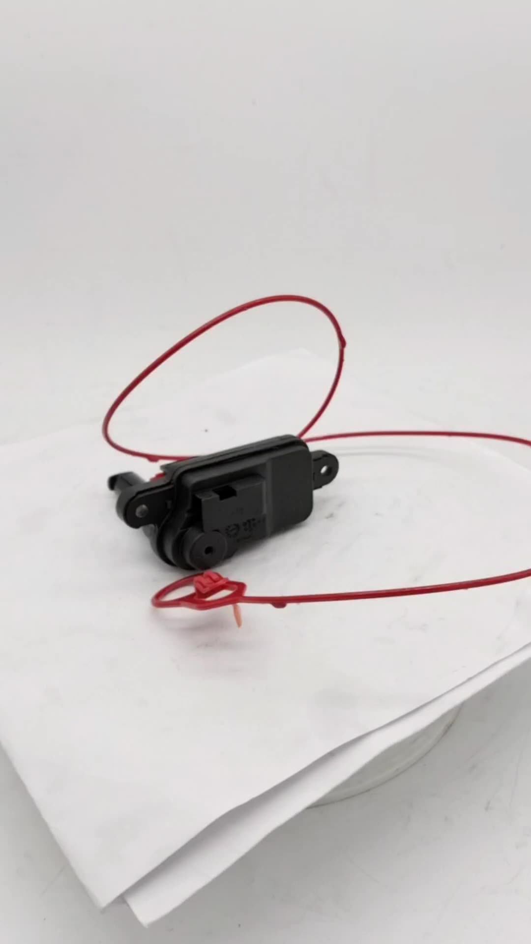 奥迪tt 8s0862153a 8s0862153燃油襟翼门释放锁电机 - Buy 8s0862153a,8s0862153,燃油门释放锁定 ...