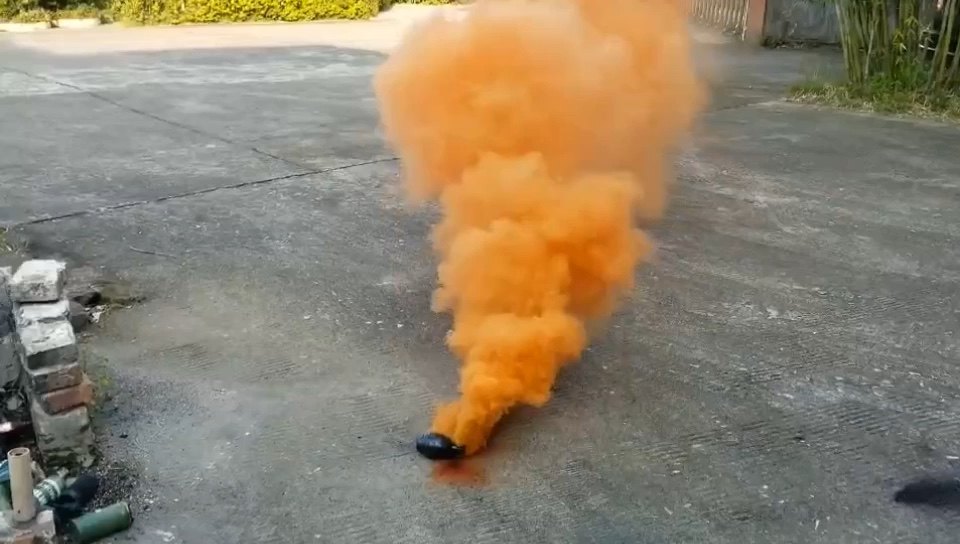 Show Party Color Smoke Confetti Fog Wedding Flare Grenade Color Bomb ...