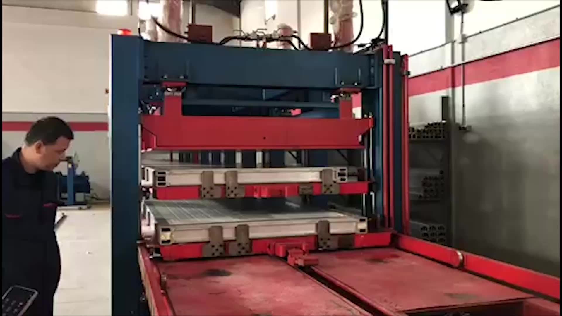 Hot Sale Discontinu Pu Sandwich Panel Production Line Sandwich Panel ...