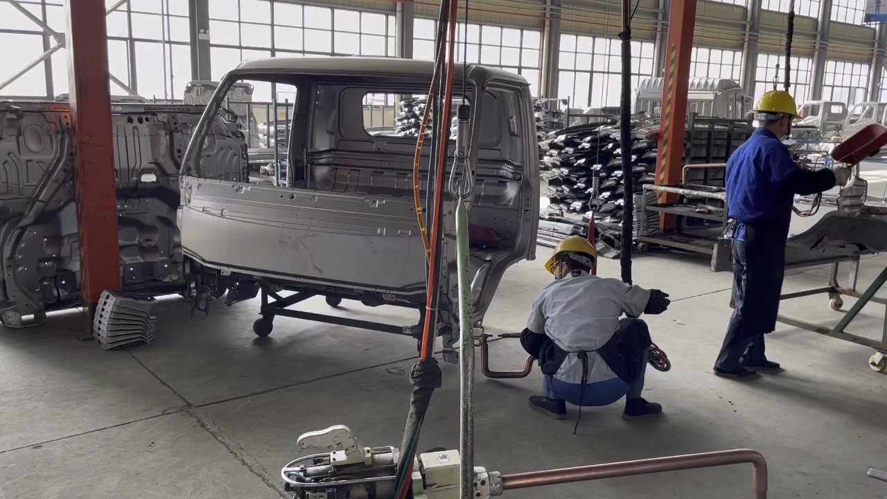 Truck Cabin Shell Wide For Isuzu 700p Elf Npr85 Nkr 2010-on (lhd Rhd ...