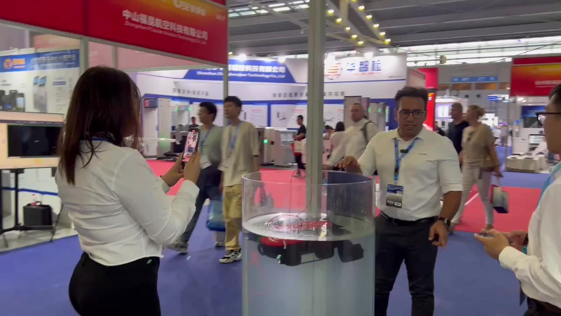 Geneninno Depth 175 Meters 160 Wide Angle Trident Submarine Underwater ...