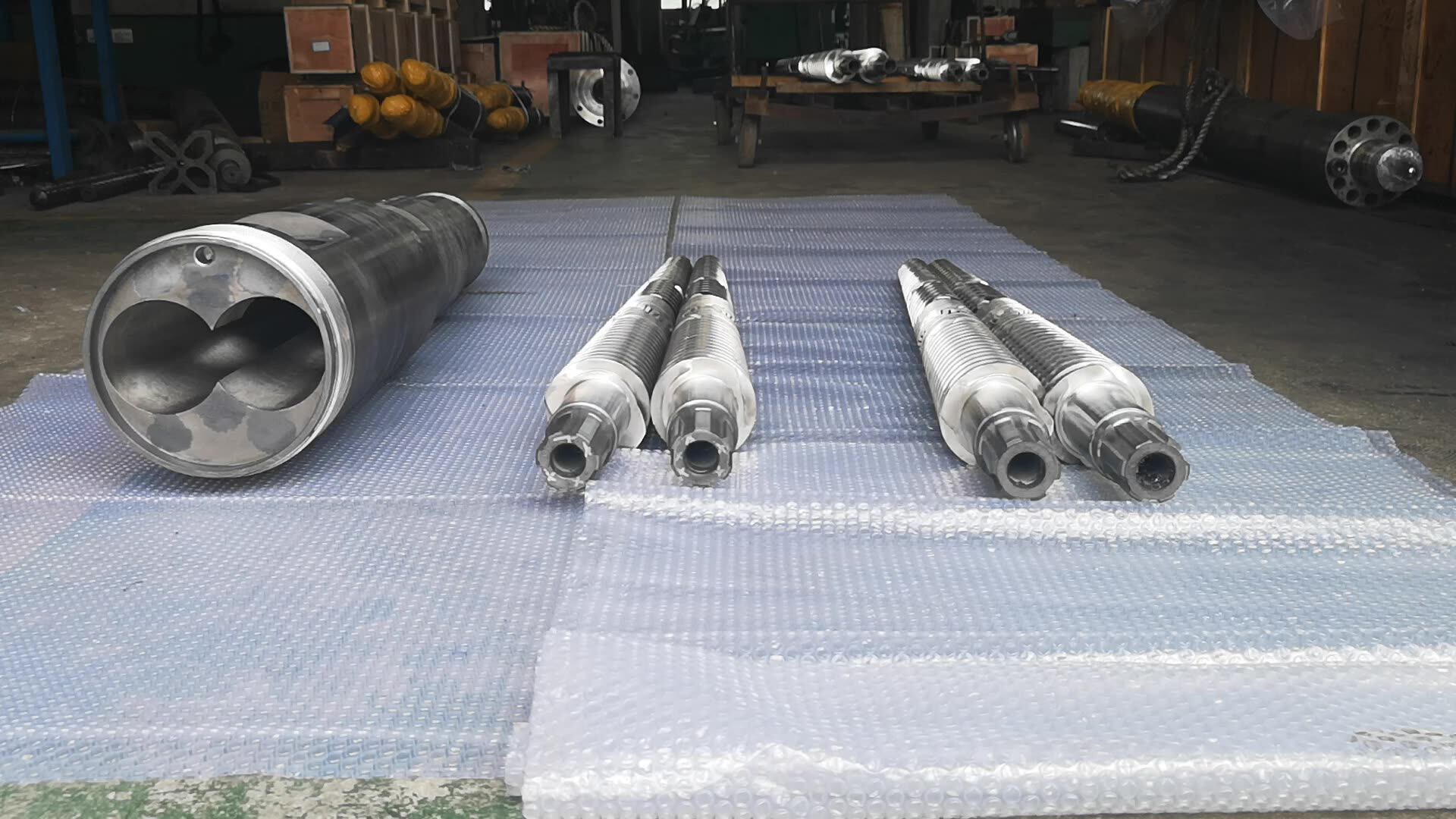 Manufactory Screw Barrel Pvc Upvc Pipe Making Machine Plastic Extruder ...