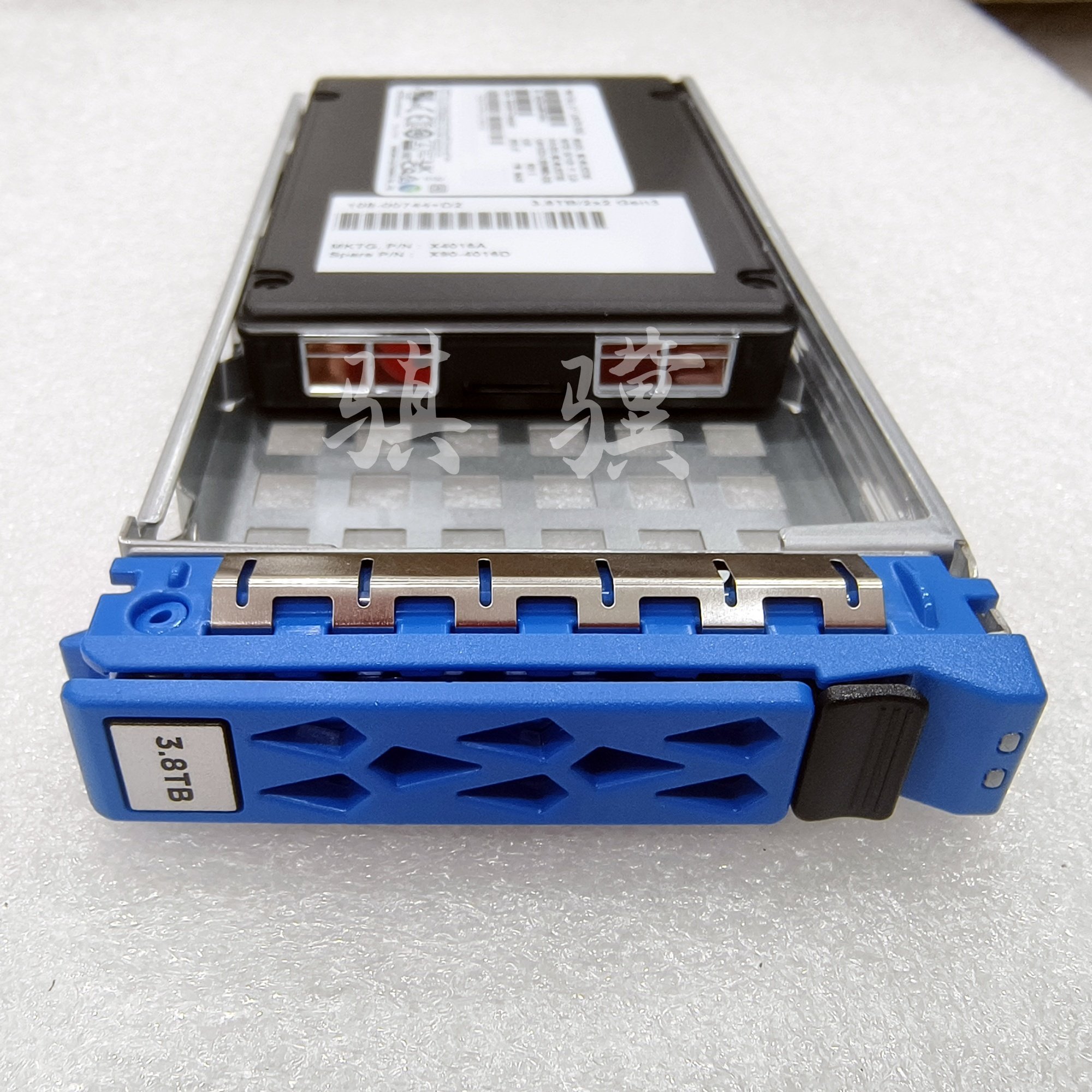 全新 NETAPP AFF A250 3.8T NVME SSD X4016A