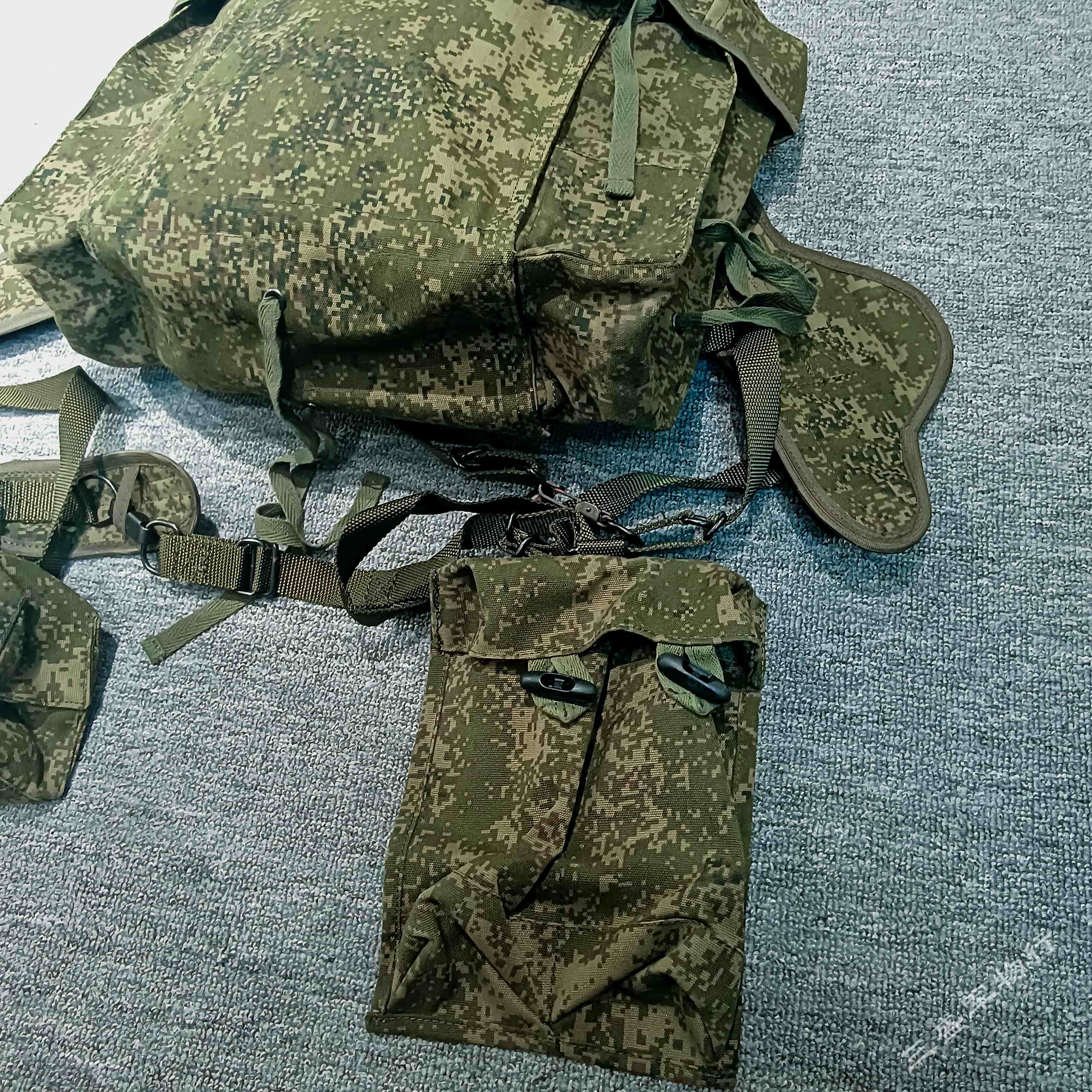 俄罗斯公发军版原品RD-54型VDV空降包，EMR小绿人色战术携行具套装，硬核军事迷必备！-空降包-淘宝好物网