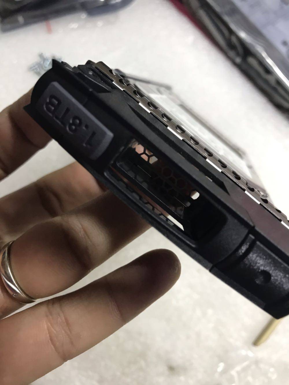 联想DE4000H 1.8TB 10K SAS硬盘，专业级存储新选择？-机械硬盘-淘宝好物网