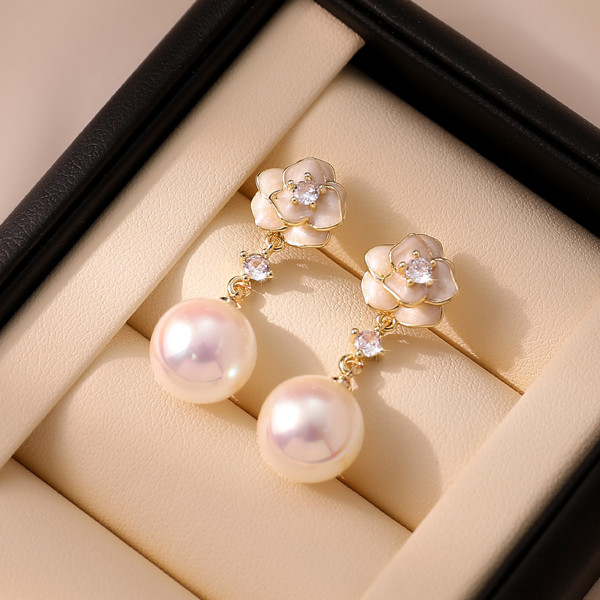 25年必买！Classy Key山茶花珍珠耳钉｜高级感纯银耳环避坑指南-领针-淘宝好物网