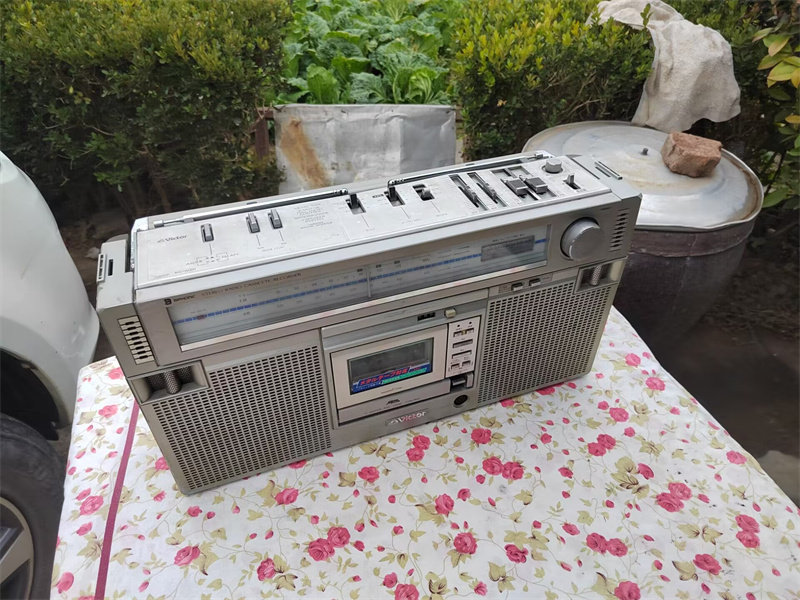 复古潮流回归！日本胜利JVC RC-M60收录机：唤醒你的音乐记忆！-收录机-淘宝好物网