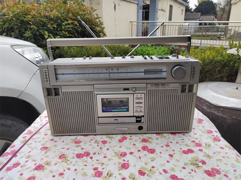 复古潮流回归！日本胜利JVC RC-M60收录机：唤醒你的音乐记忆！-收录机-淘宝好物网