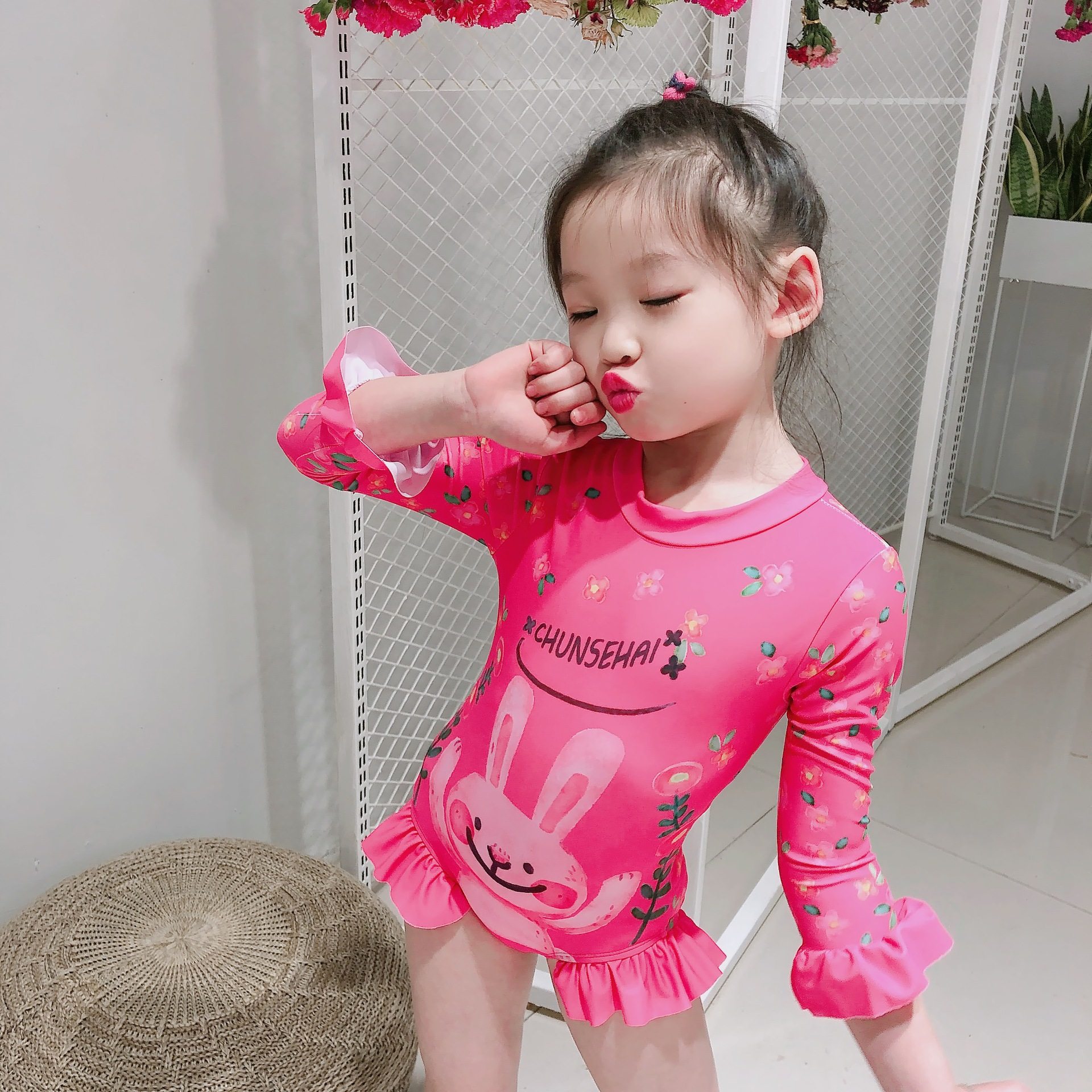 Children's swimsuit Female one-piece rose red rabbit one-piece swimsuit ...