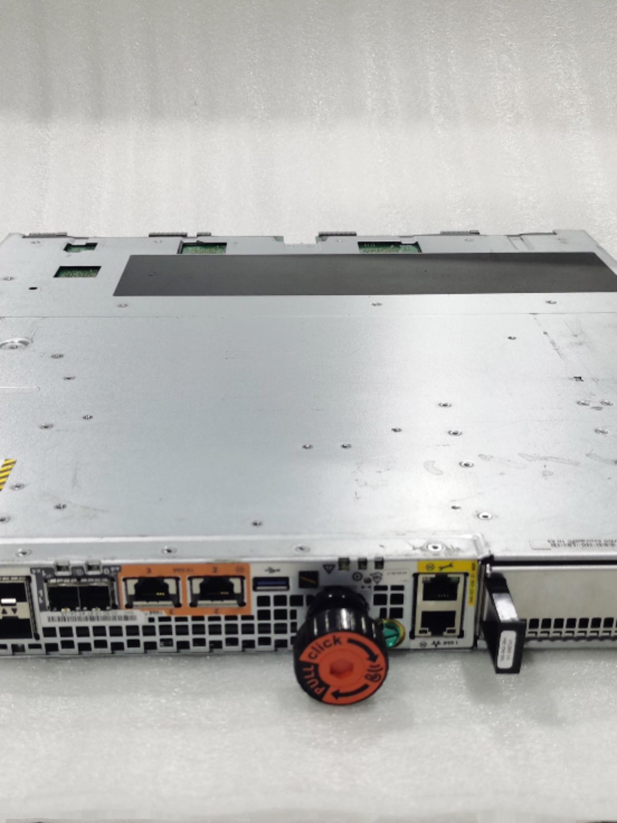 110-297-013C-04 EMC UNITY 450F Controller 303-297-013C-02 - kkomputertech