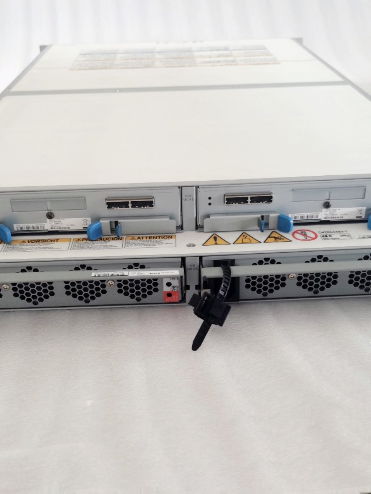 HITACHI MNF100R-BOX Storage Expansion Cabinet Dual Control Dual Power ...