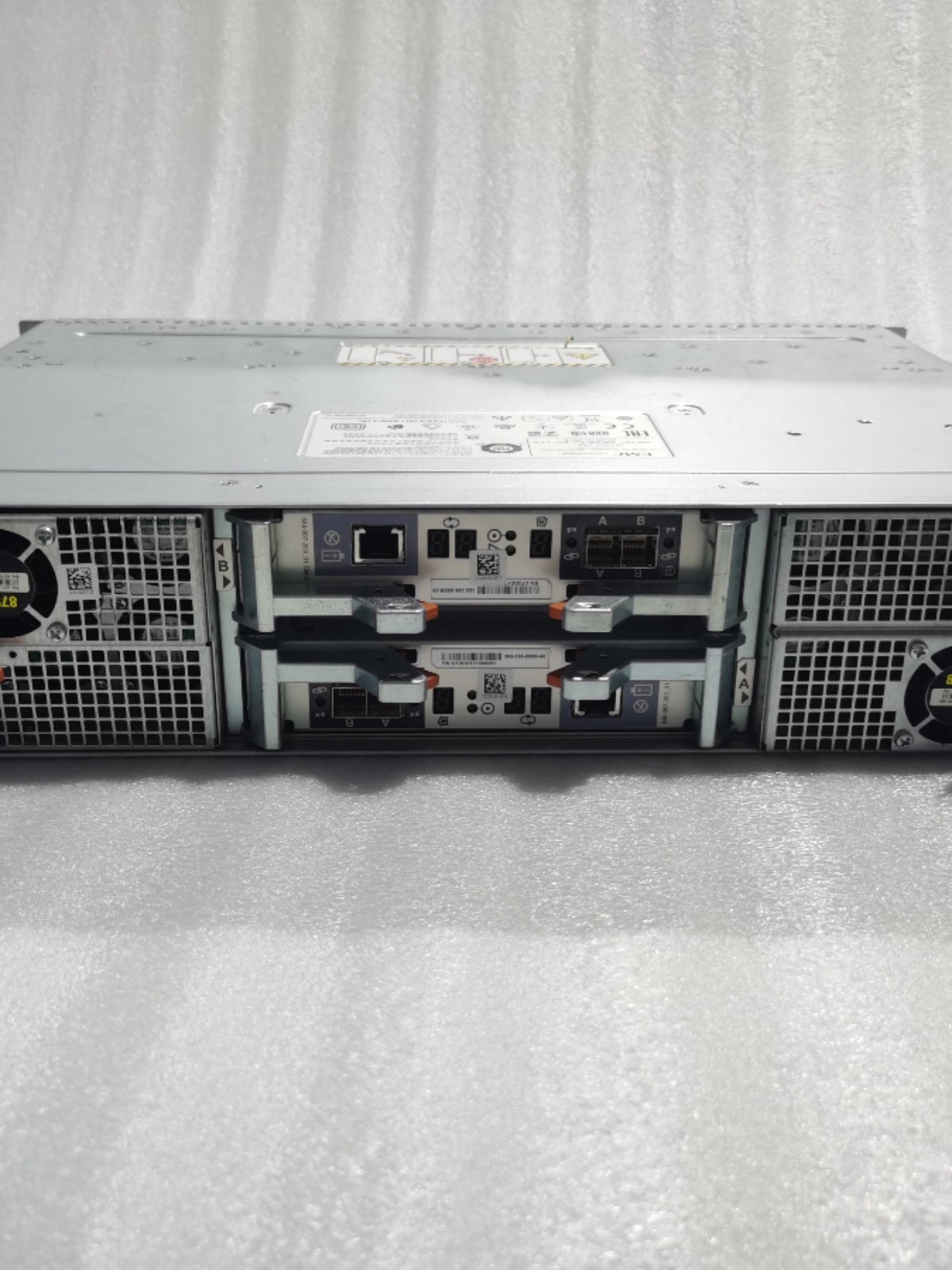 100-903-000-03 Emc Unity 300/400/500/600 DAE 25x2.5 Expansion Cabinet ...